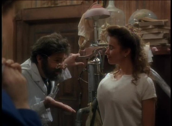 Flesh Gordon 2 (02) | BodyInflation.org